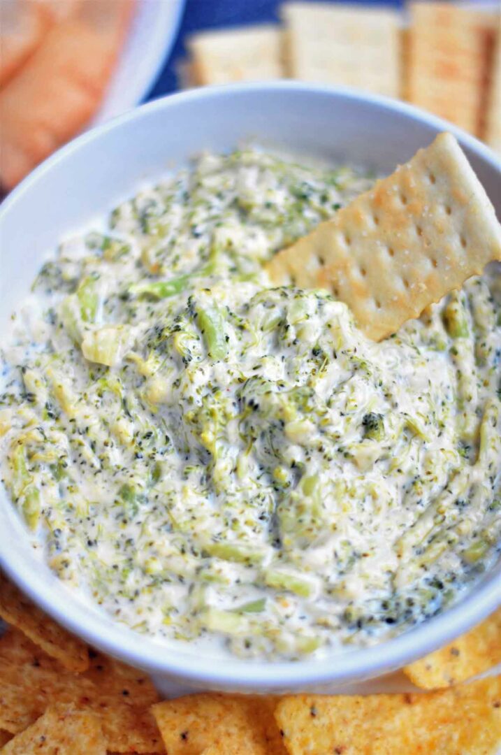 Broccoli Cheese Dip - Culinary Shades