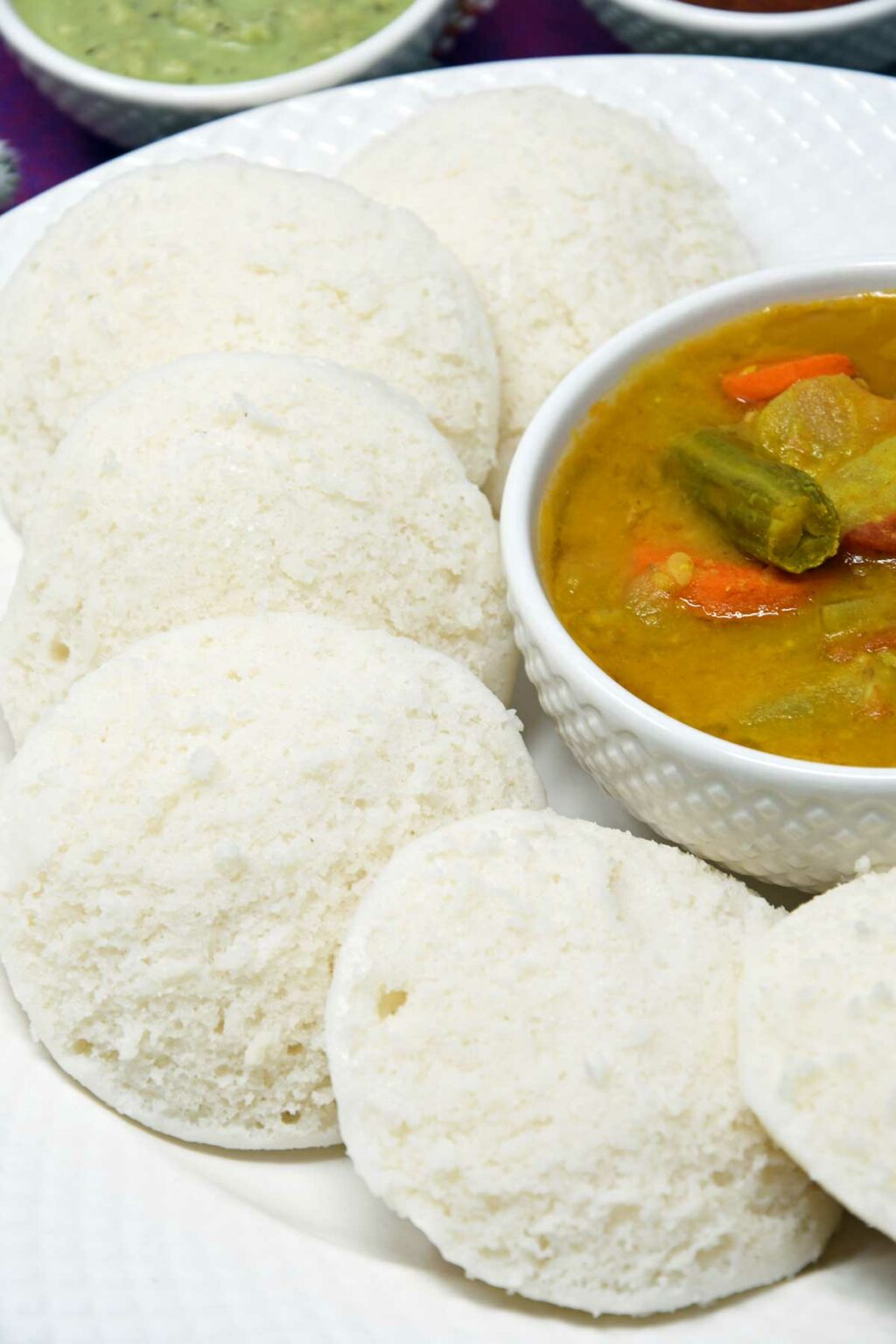 Idli In Instant Pot - Culinary Shades