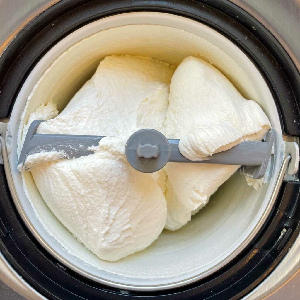 Ginger Ice Cream - Culinary Shades