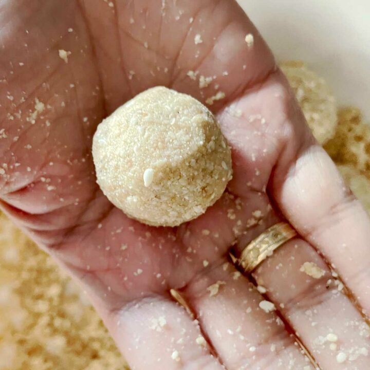 Sesame Seeds Laddu - Culinary Shades