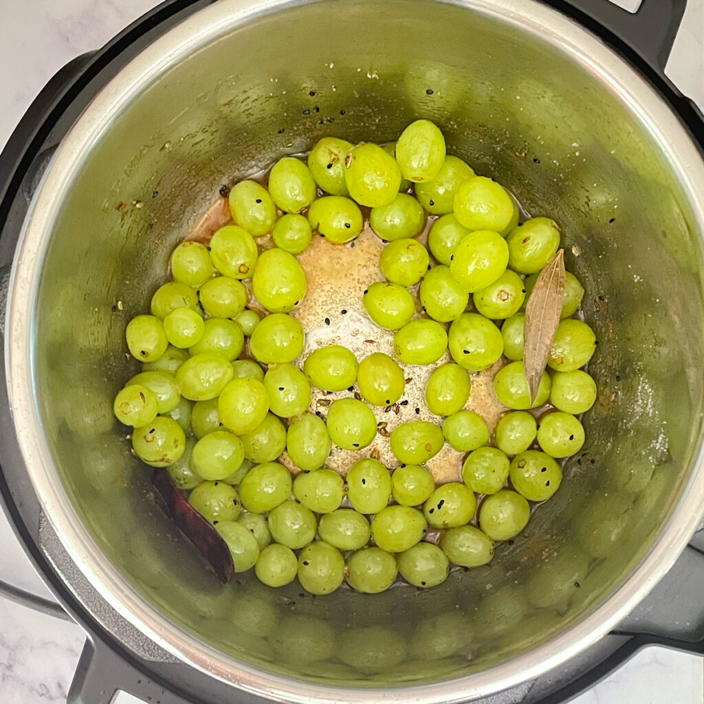 Grape Chutney - Culinary Shades